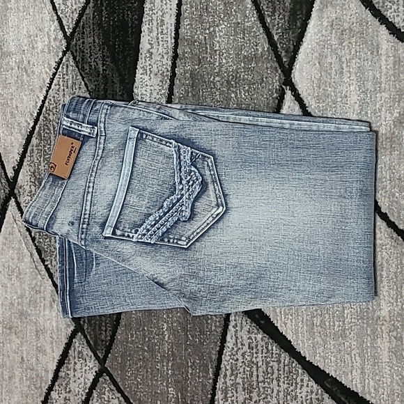 Flypaper | Jeans | Flypaper Embroidered Straight Denim Jean | Poshmark